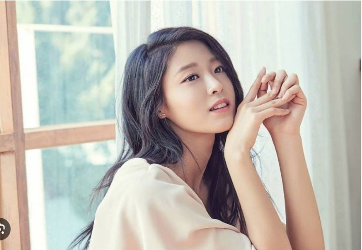 Các cụ nói: Đàn bà có giọng nói rin rít là người ''cắn cơm không vỡ ...